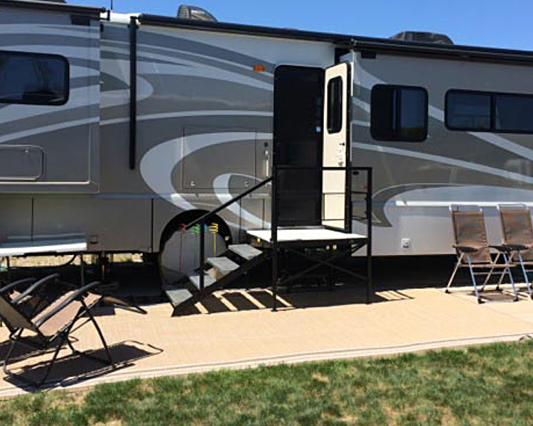 Home - Custom-built Decks For RVs - Sunrise Products